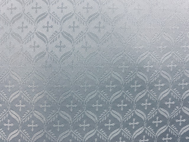 Vaneli Confecções Litúrgicas - Casula Romana em tecido litúrgico branco ...